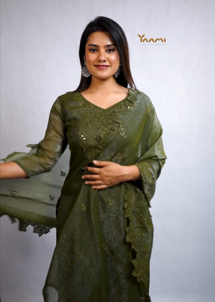 Three piece salwar set YD10297 - Yaami Designs